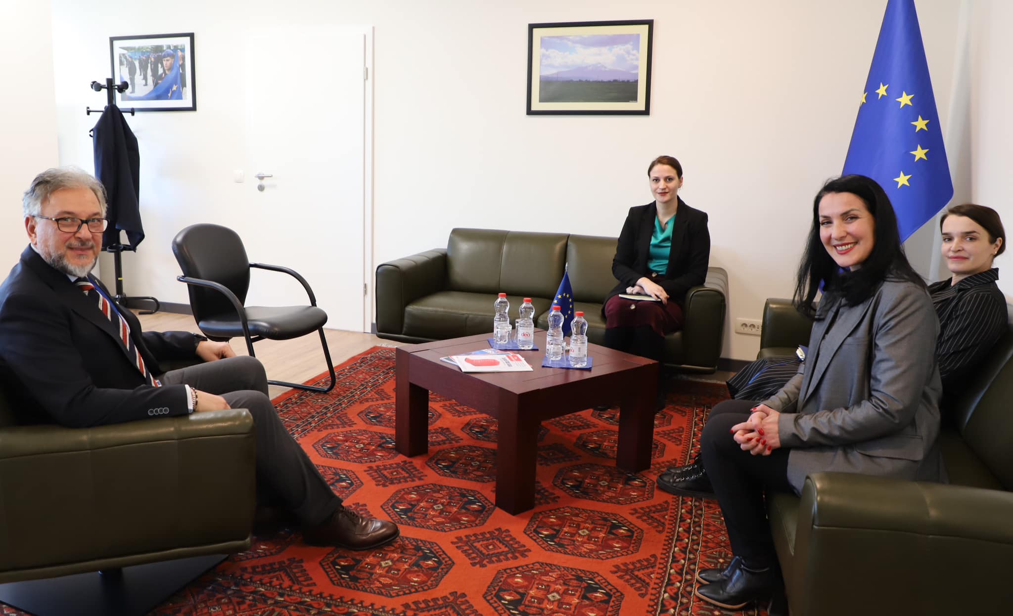 Komisionerja për Informim dhe Privatësi, Krenare Sogojeva Dermaku në ...